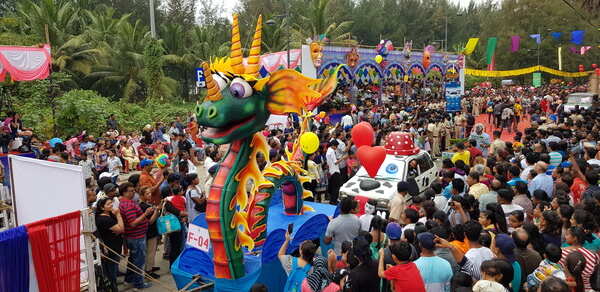 Viva Carnival: Panaji kicked off the annual Goa carnival parade ...