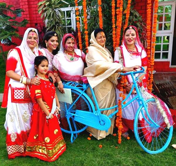 Women donning traditional attires celebrate 'Faag Utsav' on the theme ...