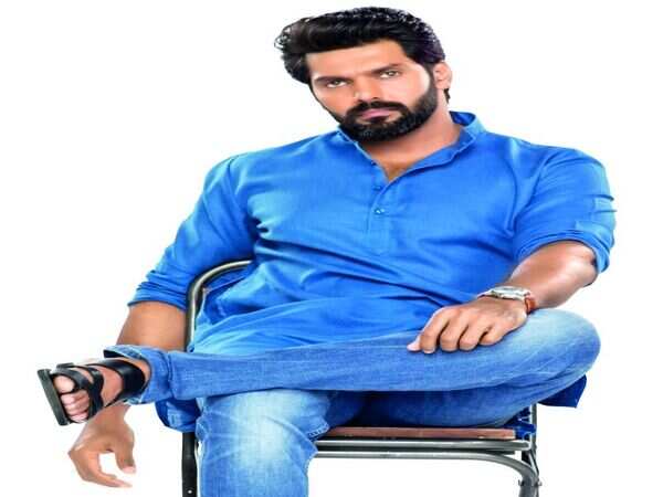 Rajaratha – Gandaka Video Song