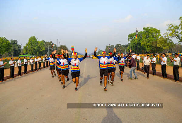 Army men set a new record: 50 half marathons in 50 days | Events Movie ...