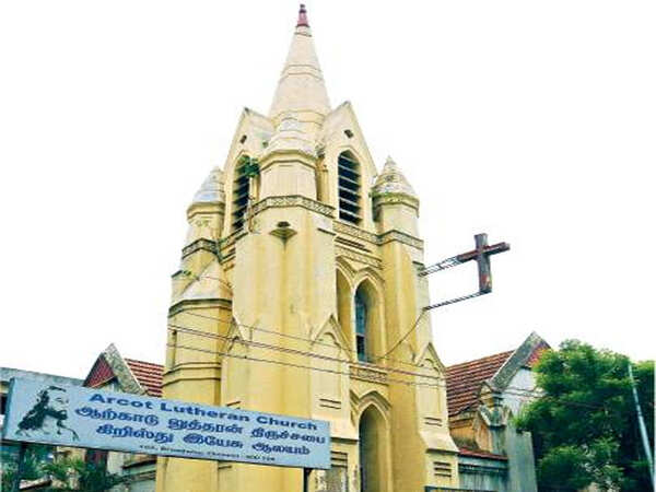 CMRL: CMRL dazzles with stations, glosses over heritage building cracks ...