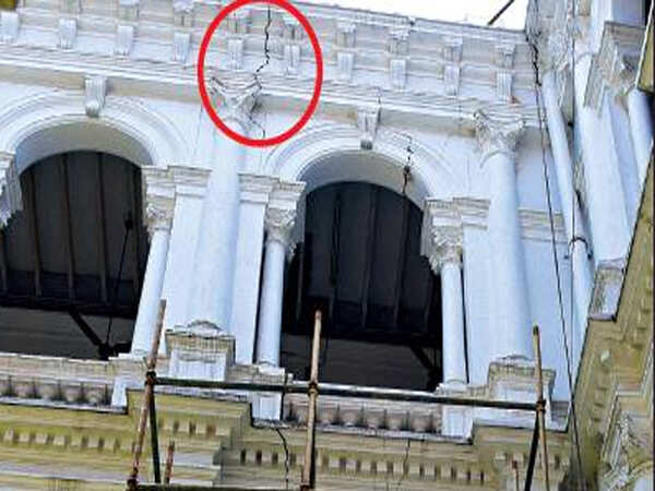 CMRL: CMRL dazzles with stations, glosses over heritage building cracks ...