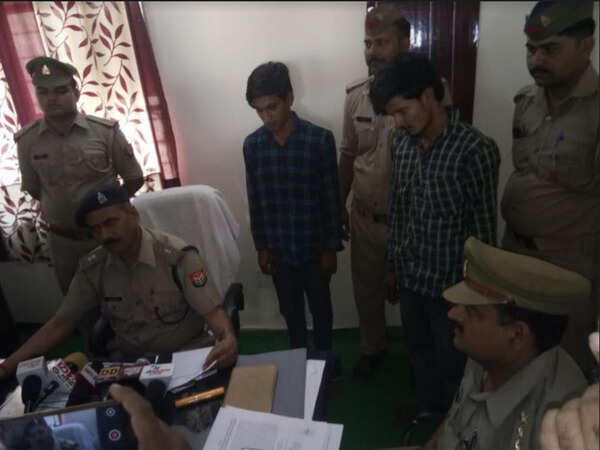 Liquor Illegal Consignment Up Liquor Worth Over Rs 16 Lakh Seized In Firozabad Agra News