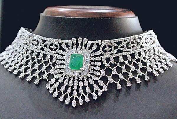 Agra: Classy and contemporary silver jewellery a hit with Agra’s young ...