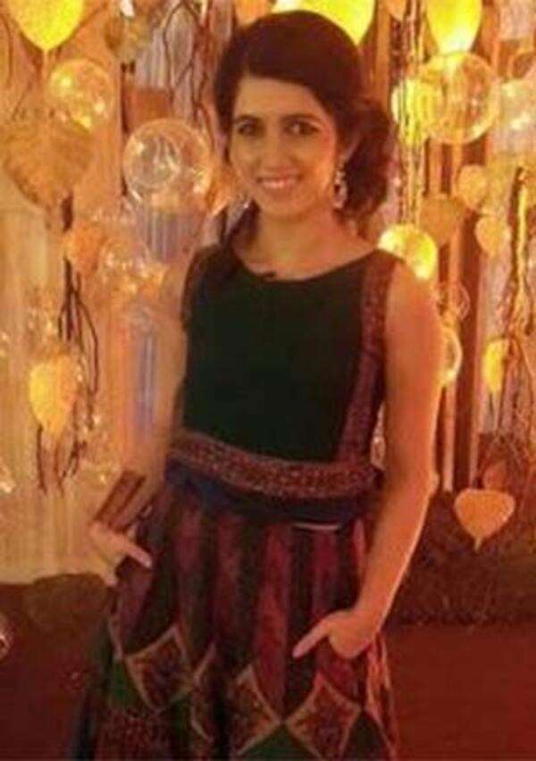 Raazi Movie Review {4/5}: Raazi Rewrites the Spy-Thriller Genre with ...