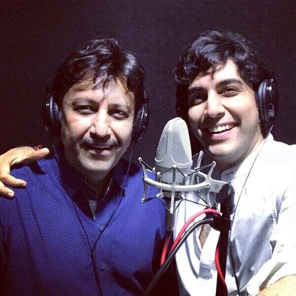 Parth Oza and Sanjay Oza recreate 'Jai Jai Garvi Gujarat' | Gujarati ...
