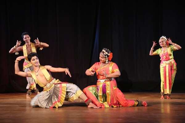 Kuchipudi performance takes Bhopalis 1600 years back! | Events Movie ...