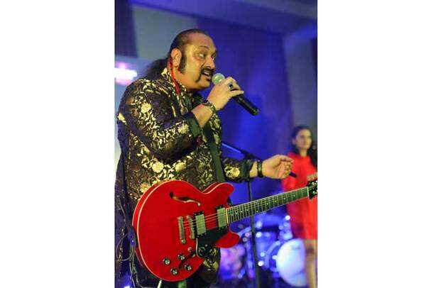 Lesle Lewis makes Gurgaon dance to his beats | Events Movie News ...