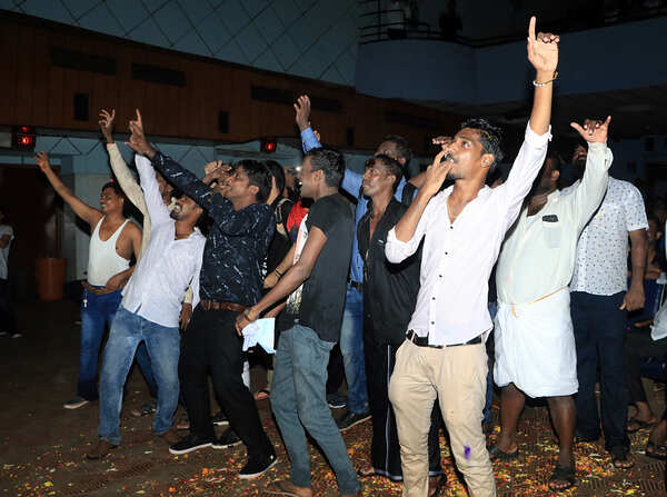 'Kaala' fever: Matunga's Aurora Talkies welcomes Rajinikanth’s film ...