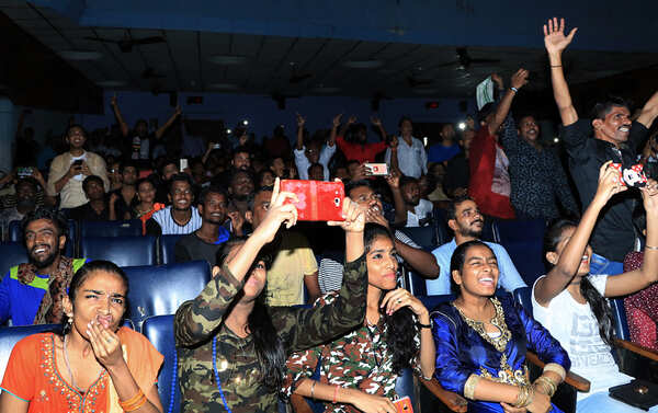 'Kaala' fever: Matunga's Aurora Talkies welcomes Rajinikanth’s film ...