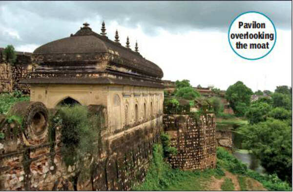 Fort Where Heritage Lives On: Fort where heritage lives on | Lucknow ...