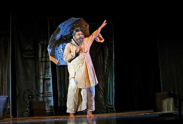 Marathi play Natsamrat staged in Lucknow | Hindi Movie News - Times of ...