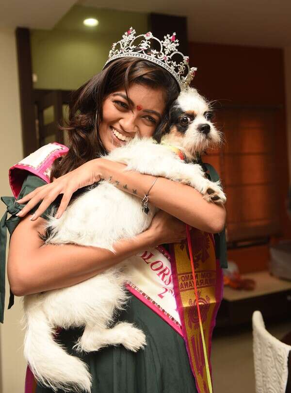 Shreya Rao Kamavarapu returns home to a queen’s welcome | Events Movie ...