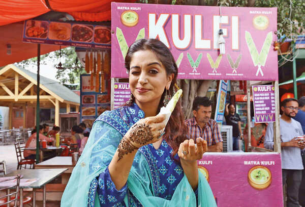 Dilli Haat’s momos, mehendi and kulfi win over Dipika’s dil - Times of ...