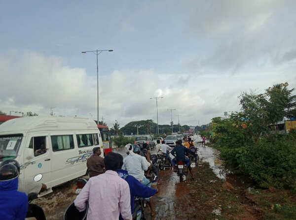 Karnataka Floods: Karnataka: Traffic on NH 766 diverted following ...