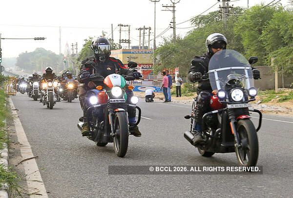 From Delhi to Gurgaon, NCR bikers ride to celebrate azaadi | Events ...