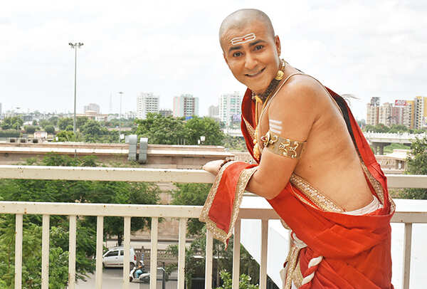 TV actor Krishna Bharadwaj’s hair raising tale - Times of India
