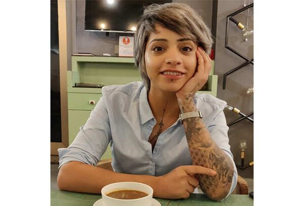 Jaipur women go pop with bold hair colours - Times of India