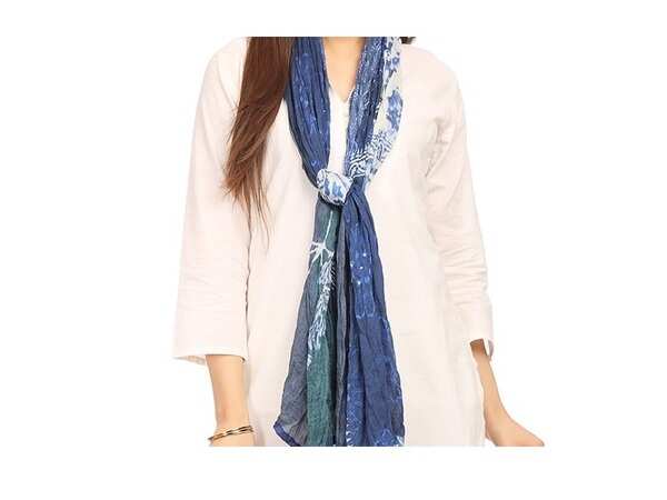 Stylish scarves to wrap around your neck | Best Products - Times of India