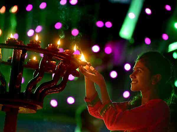 The tradition of lighting lamps at Diwali - Times of India