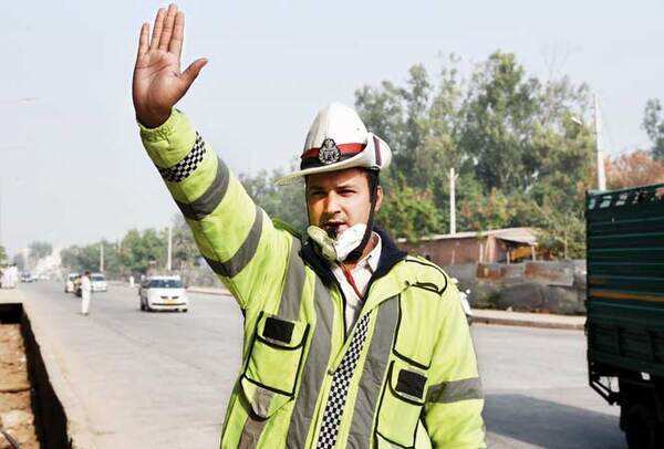 From breathing issues to blurry vision: How the air pollution is taking ...