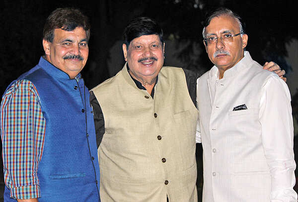 A Bollywood ka tadka to this musical evening in Varanasi | Events Movie ...