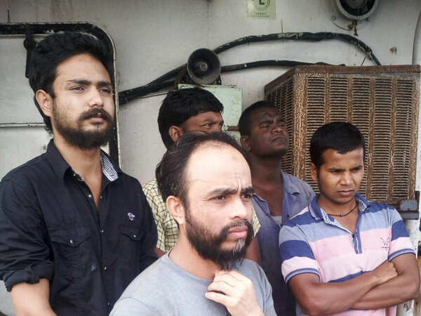 8 Indians Stranded In UAE: 8 Indians stranded for months on ship off ...