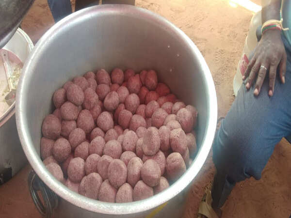 Bengaluru: 62-year-old gobbles 16 ragi balls in 30 minutes | Bengaluru ...
