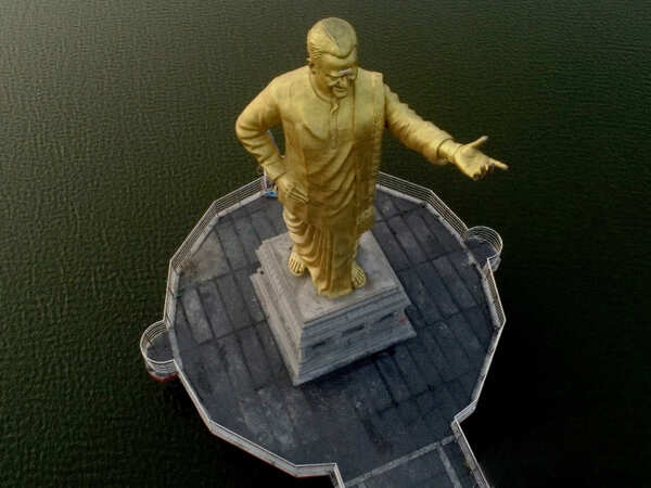 Andhra Pradesh: 36-ft NTR statue to be unveiled on Friday in ...