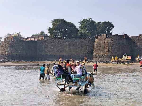 Mumbaikars go on an Alibag amble | Mumbai News - Times of India