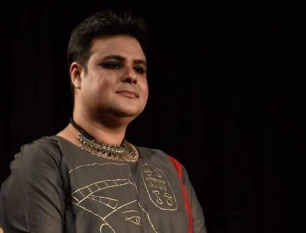 Sohag Sen back with a new play | Bengali Movie News - Times of India