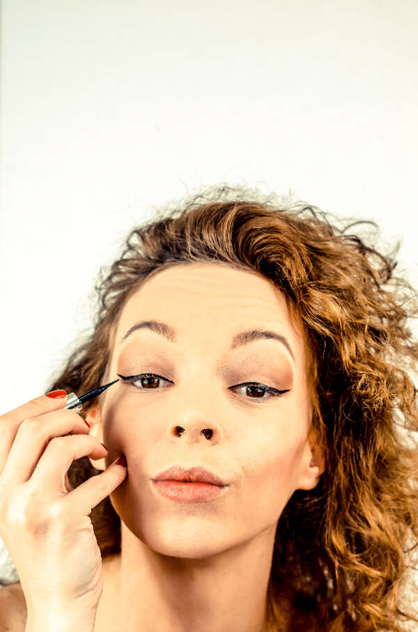 Enliven your eyes this summer with these ritzy eye-makeup trends ...