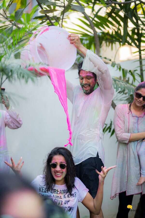 Colourful Pics: Allu Arjun, Sneha Reddy & kids celebrate Holi in style ...