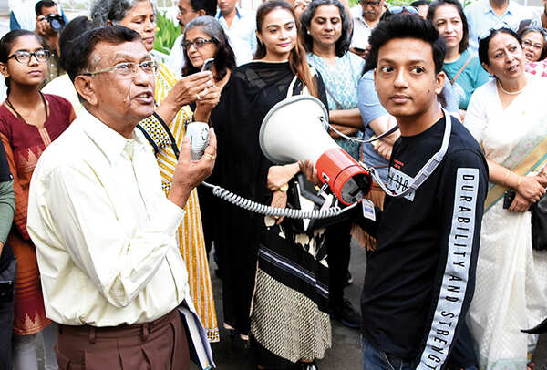 Lucknowites take a walk down memory lane at the university | Events ...