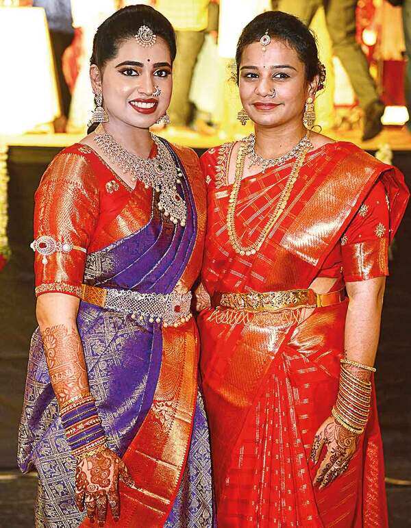 Bhoomika and Trishul tie the knot in a traditional Telugu wedding ...