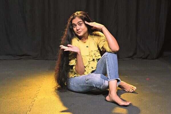 Watch Latest Children Gujarati Nursery Rhyme 'Chaki Ben Chaki Ben' For ...