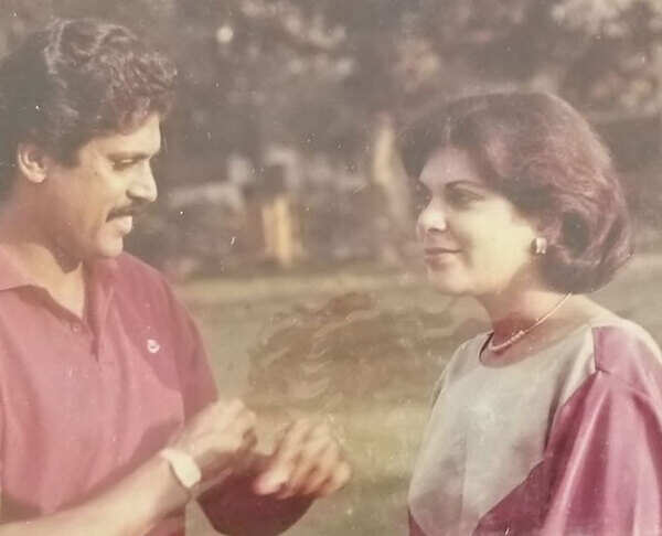 'I was thinking, Oh my God!-Next ball, next ball' - Kapil Dev's wife ...