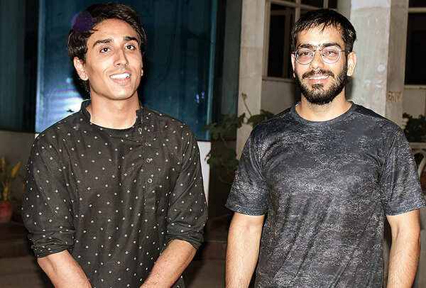 Enacting the realities of life on stage | Hindi Movie News - Times of India