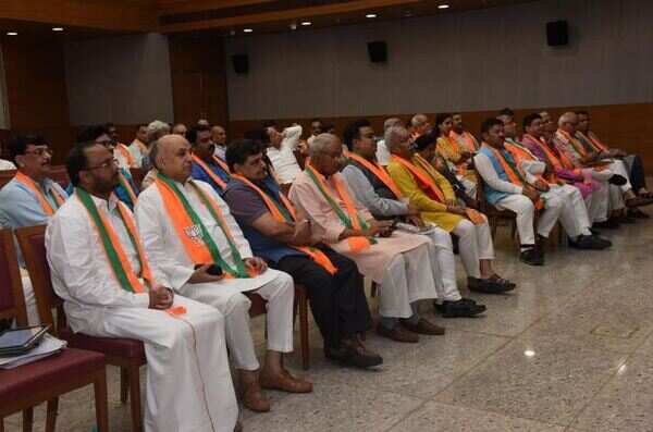 JP Nadda takes stock of BJP's nationwide membership expansion drive ...