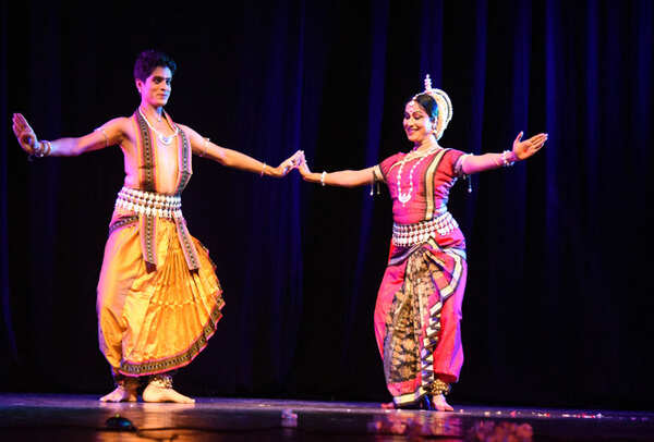 A mesmerizing Indian classical Odissi dance performance won audience hearts in Jaipur | Events ...