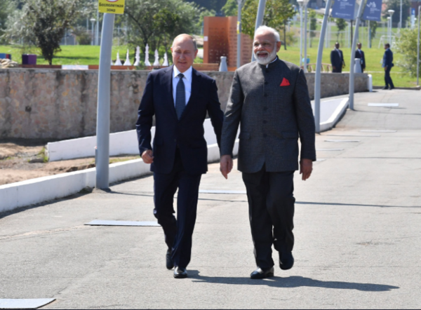 PM Modi meets Russian President Vladimir Putin; discusses issues of ...