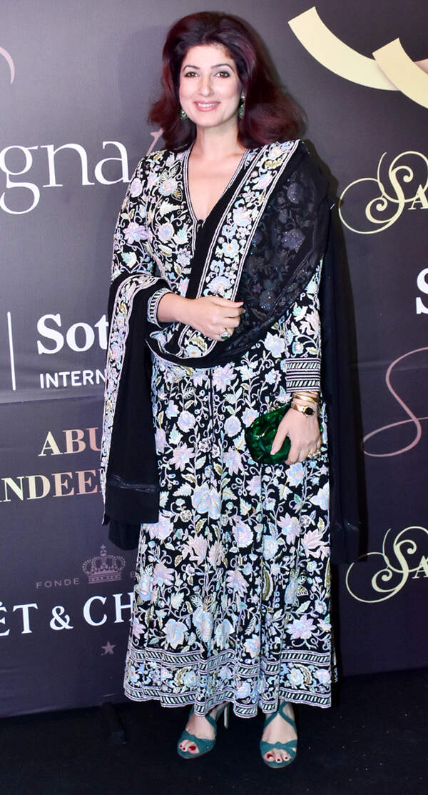 Twinkle Khanna's sister Rinki’s makes a rare appearance at Abu Jani ...