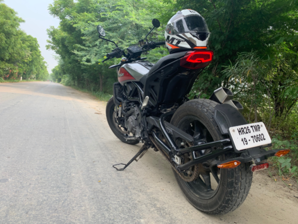 Indian FTR1200: Indian FTR1200 review: Premium, powerful and jazzy ...
