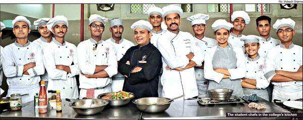 It’s all about healthy food at this student-run college kitchen in ...