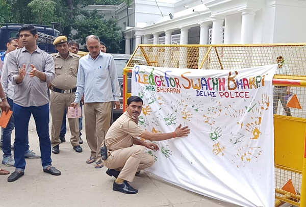Delhi Police conducts cleanliness drive at police stations | Events ...