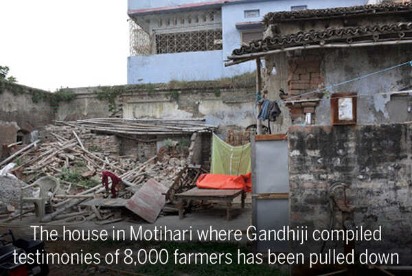 Bapu’s karmabhoomi fights to keep his memories alive | India News ...