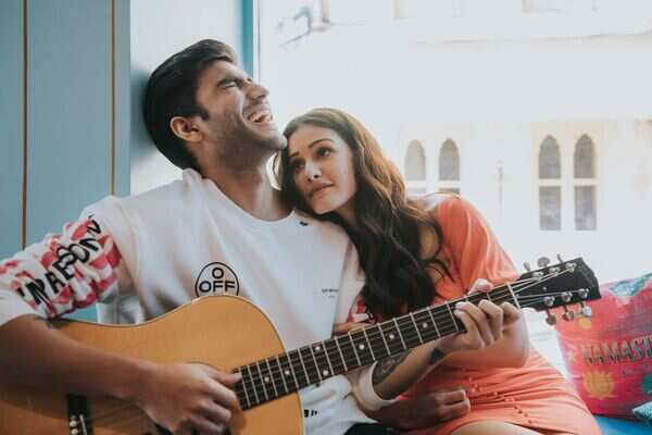 Zaeden's debut single featuring Amyra Dastur hits 10 million views ...