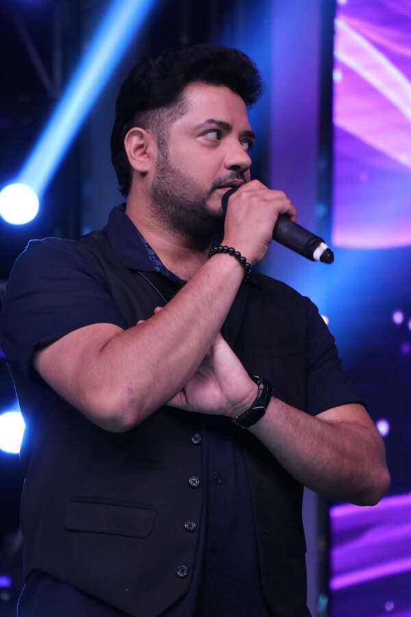In pictures: Swapnil Bandodkar and Bela Shende on Yuva Singer Ek Number ...