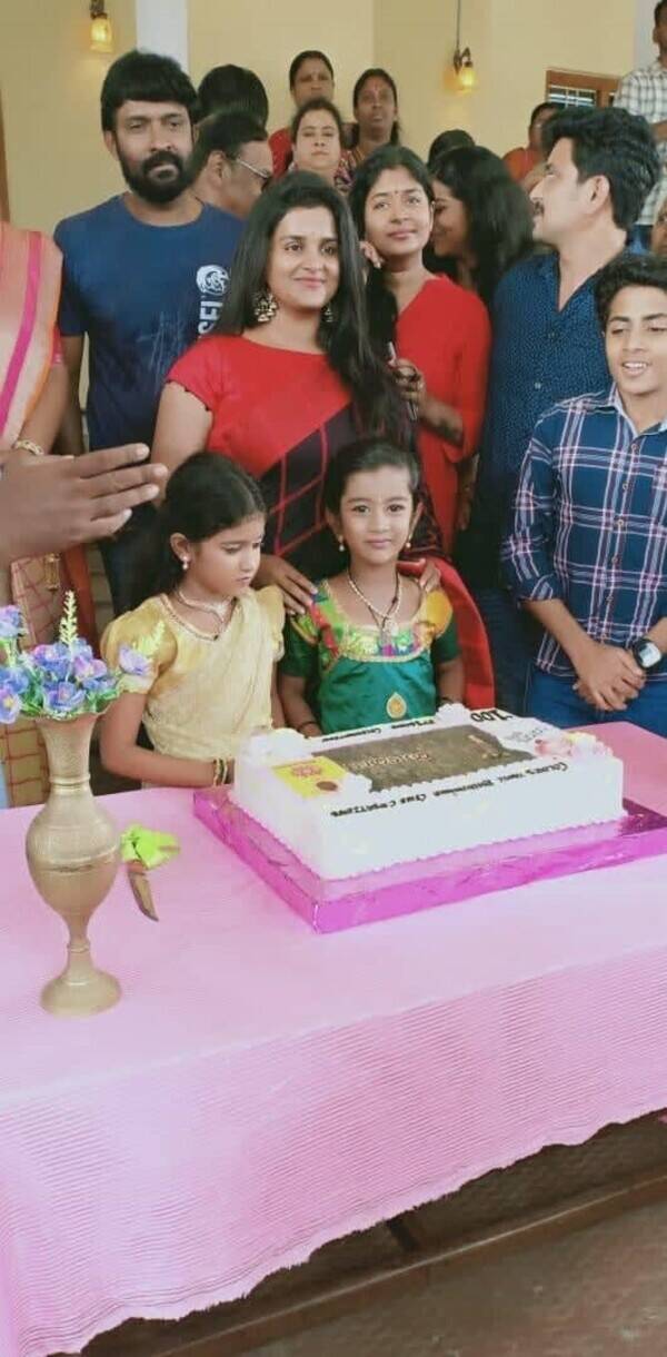 TV serial Mynaa crosses 100 episodes; team celebrates the success ...