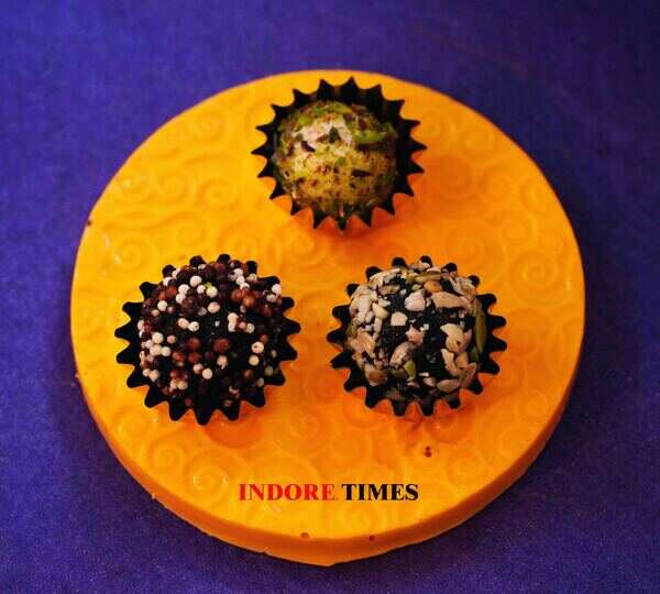 Indore's foodies can look forward to anar cakes, mawa dry fruits and ...